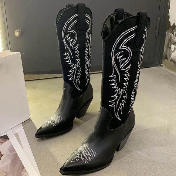 Shoes | Embroidered Black Bohemian Aztec Western Boho Pointy Toe Heel ...